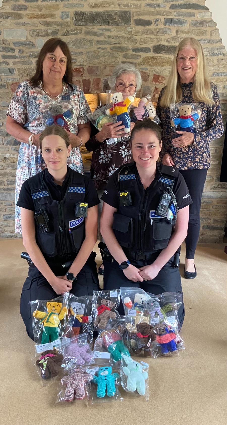 Worcestershire craft club knits teddies to help children during ...