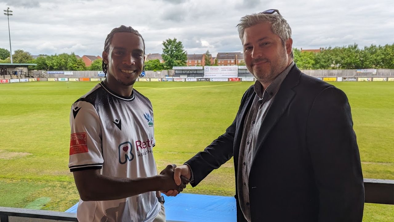 Salisbury add to striking options with Chippenham forward signing