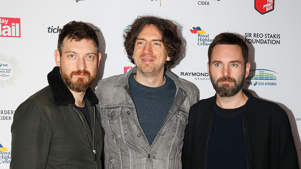 You can now hear Snow Patrol's new song 'The Beginning'