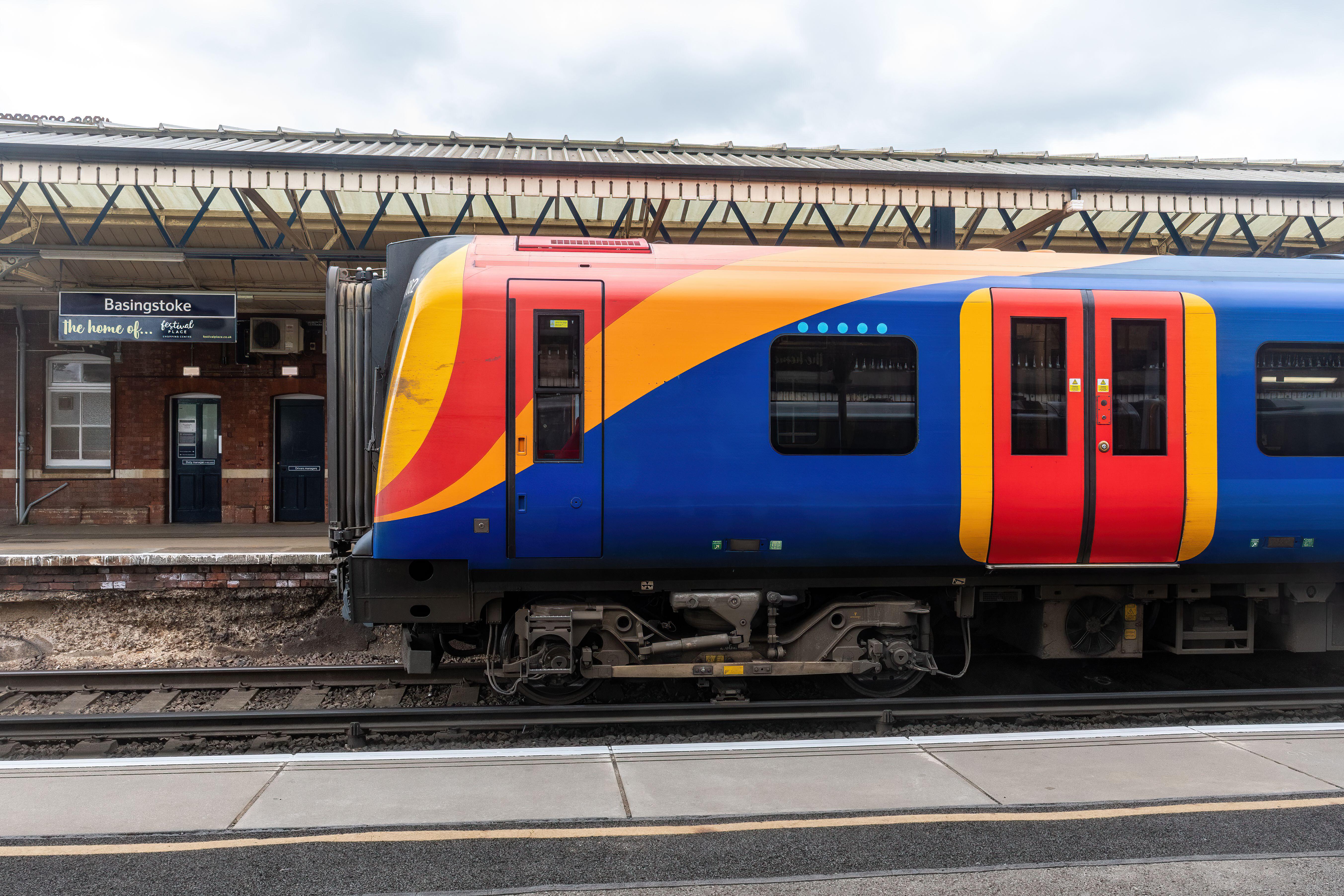 Signal failure causes huge disruption to rail services | News ...