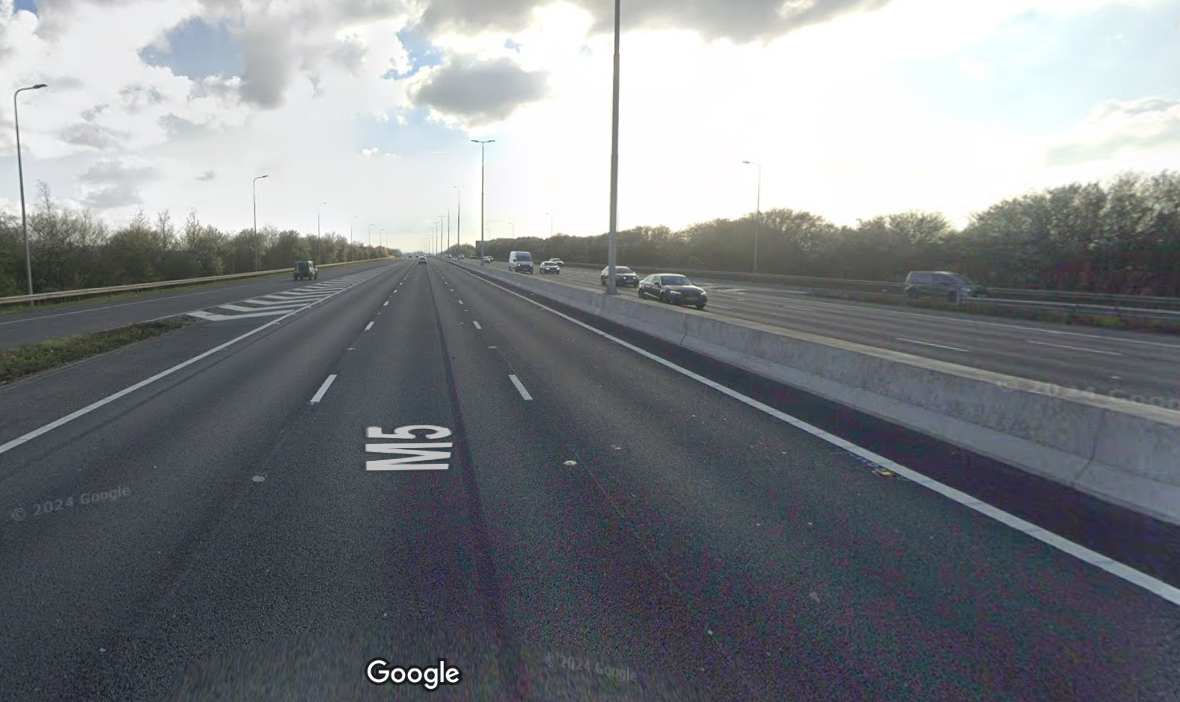 Investigations after M5 crash at Worcester