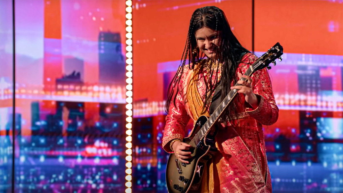 10-year-old metal guitarist wows with her 'masterful' shredding on ...