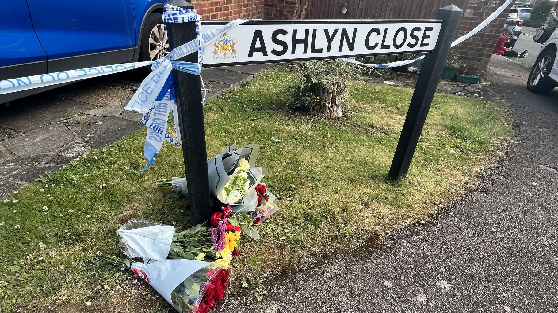 Neighbours pay tribute to 'beautiful souls' killed in crossbow attack ...