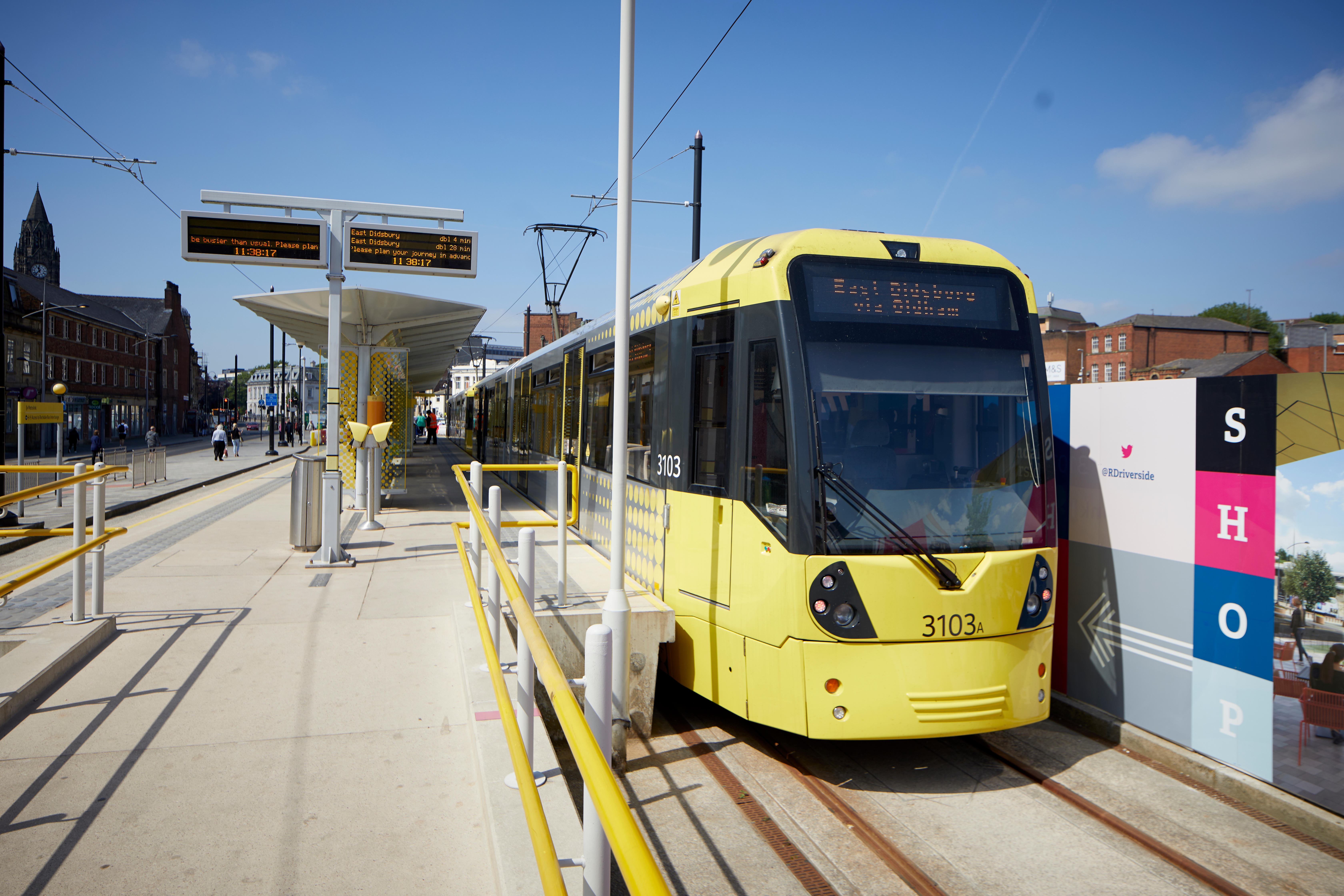Trams on part of Oldham-Rochdale line to remain suspended