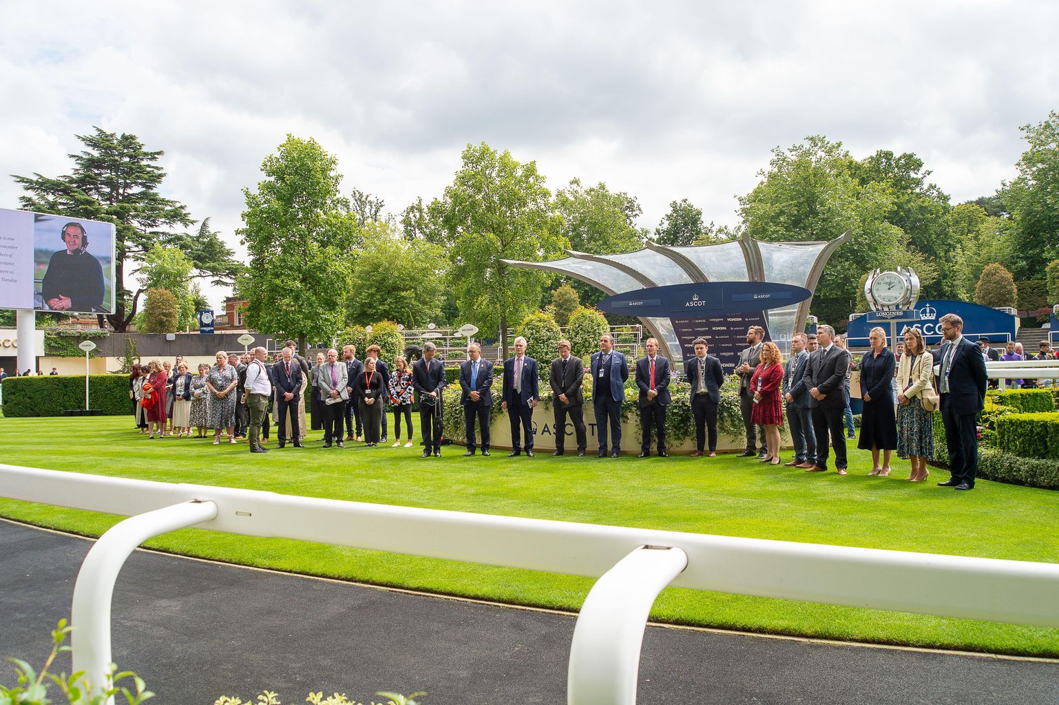 Fundraiser set up for John Hunt and daughter | News - Kerrang! Radio