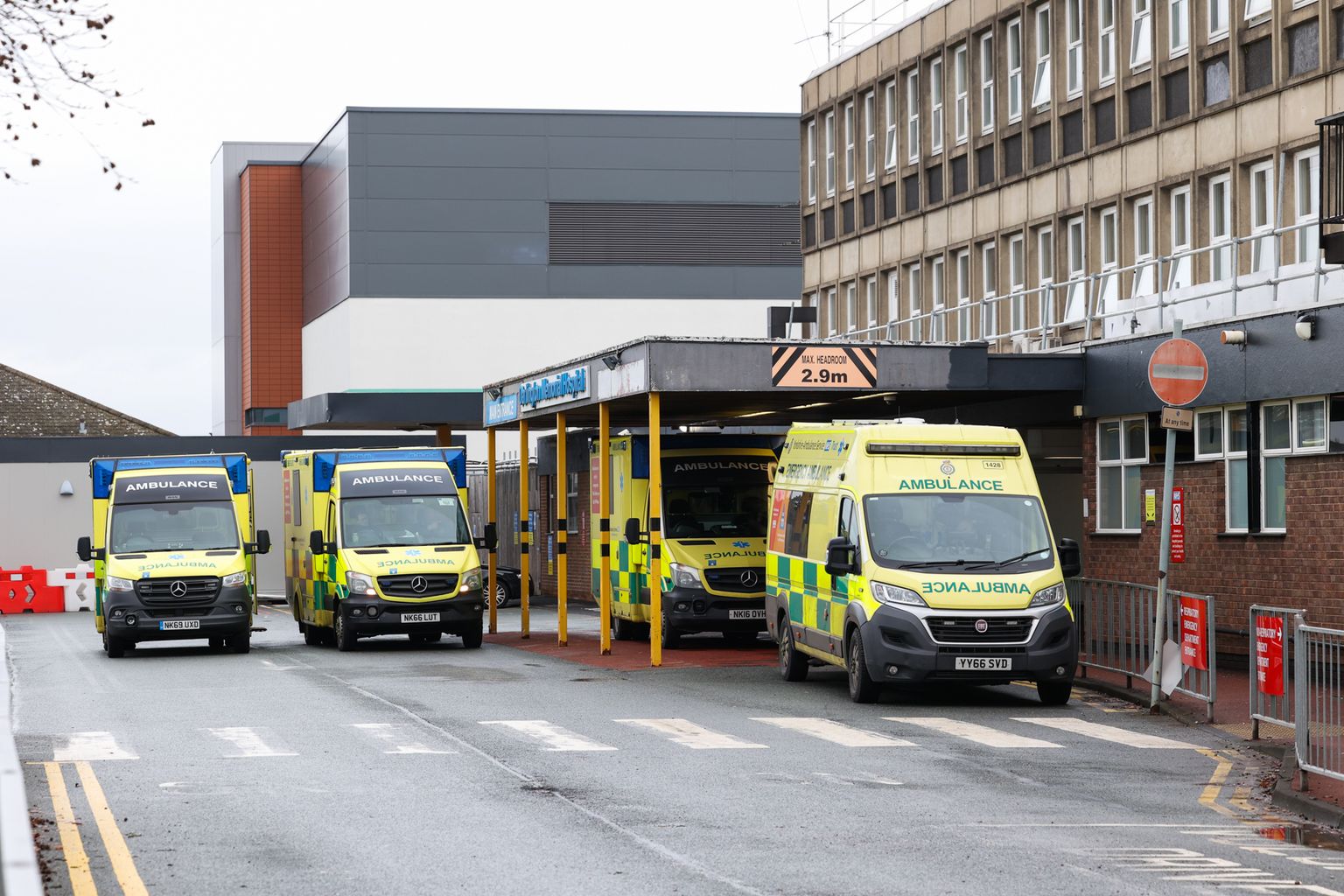 Concerns raised over ambulance handover delays