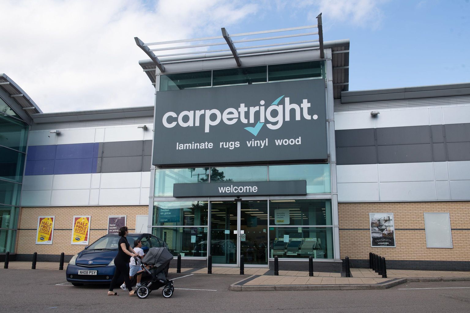 12 Carpetright stores across Wales set to close | News - Greatest Hits ...