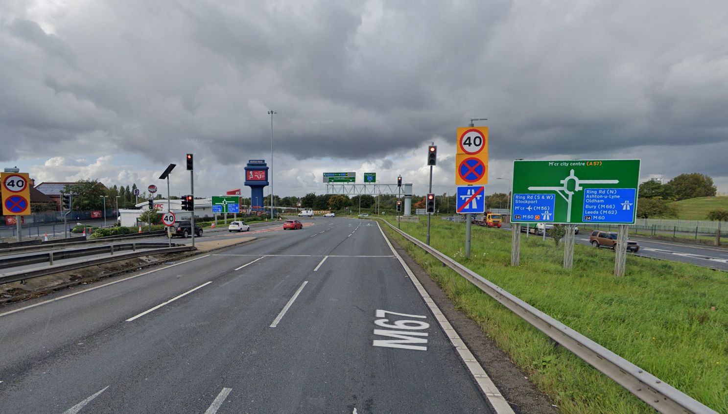 Man dies following crash on M67 near Denton roundabout