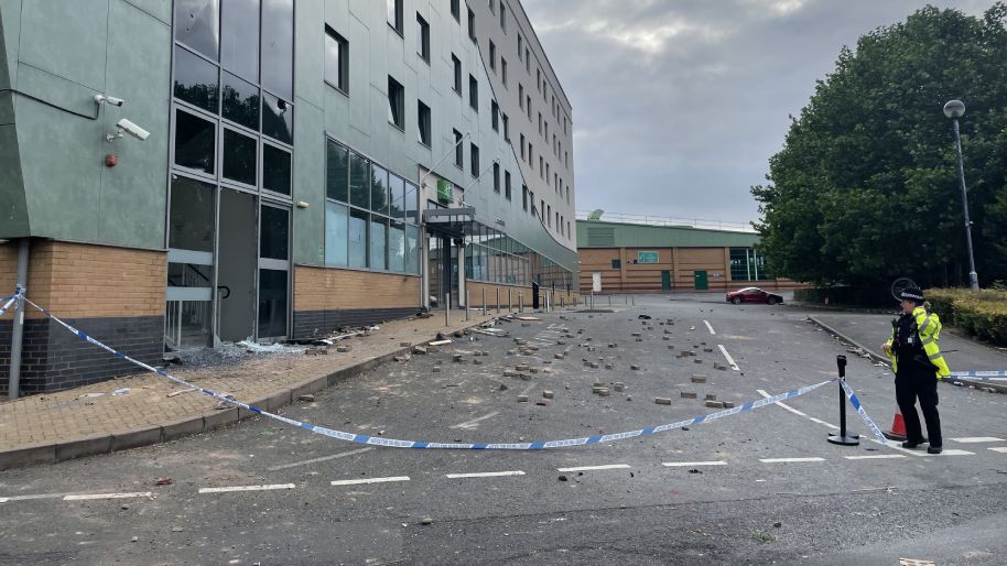Cobra meeting planned after "thugs" target Tamworth hotel housing ...