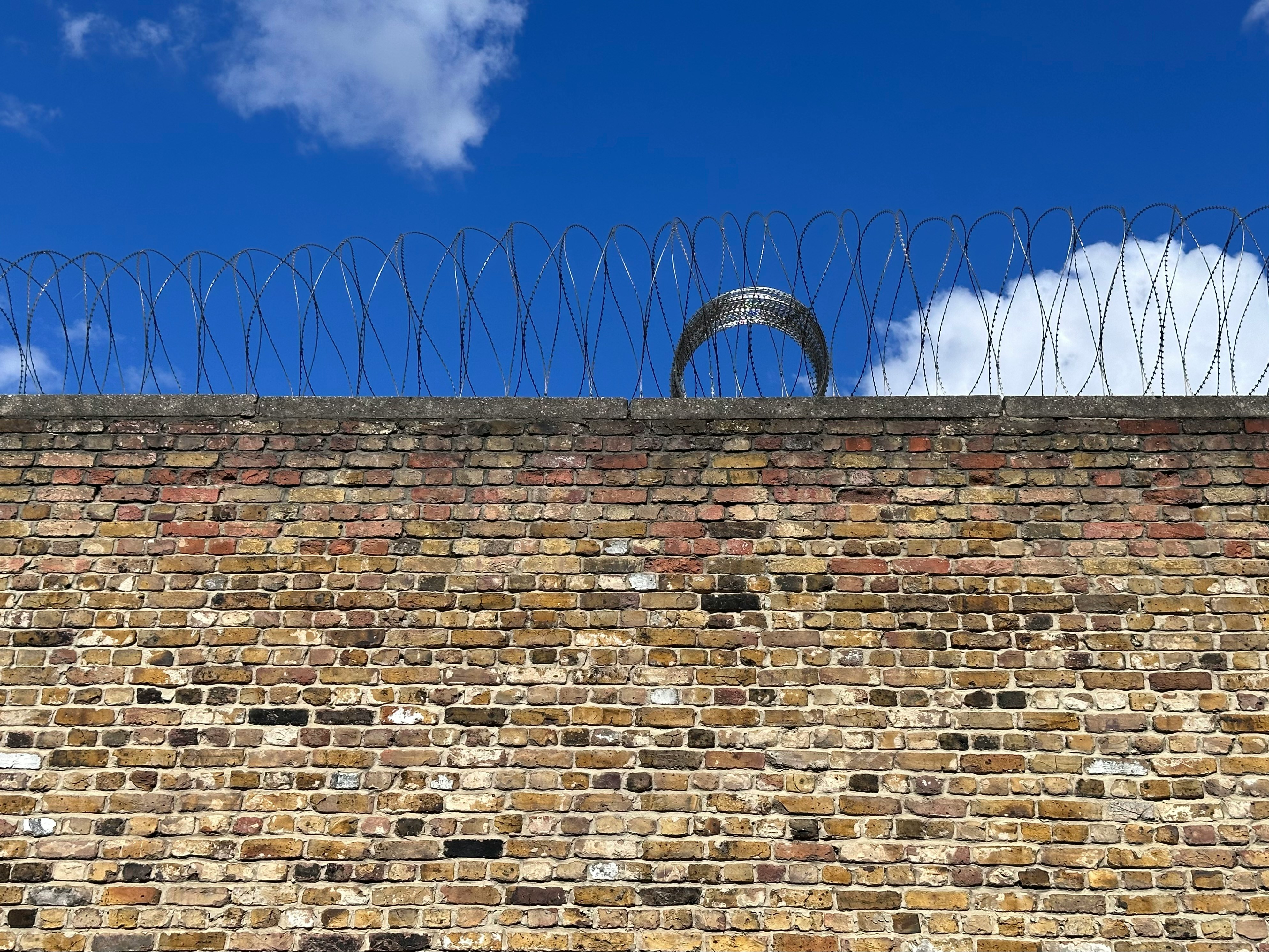 Emergency measure to avoid prison overcrowding activated