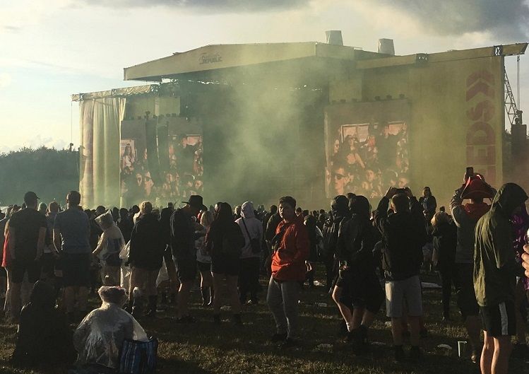 Wind affecting Leeds Festival stages today