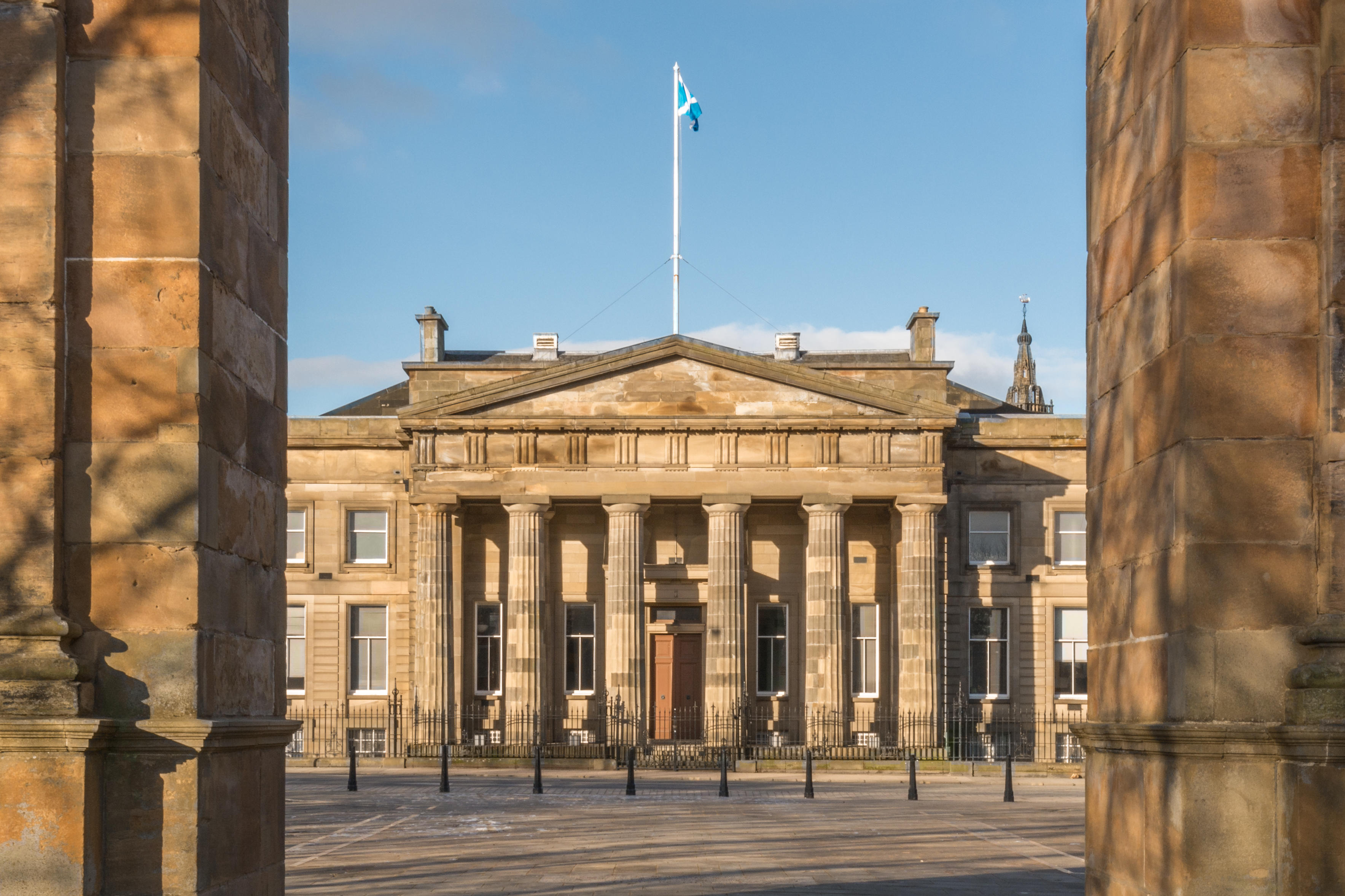 Scottish crime boss admits masterminding worldwide drug cartel