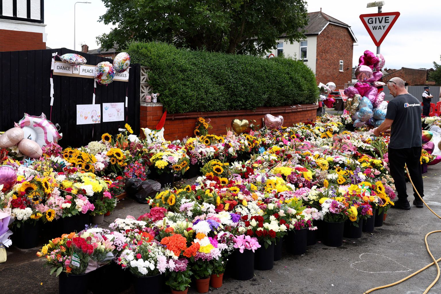 Southport Inquiry hears girl shielded her sister during knife attack