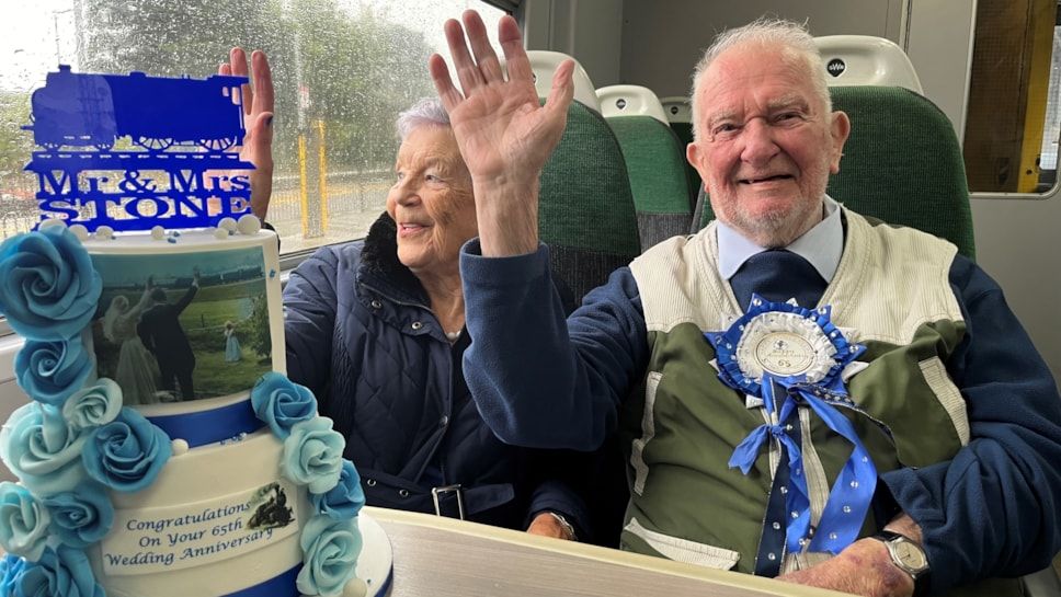 Great Western Railway returns wedding cake favour 65 years on | News ...