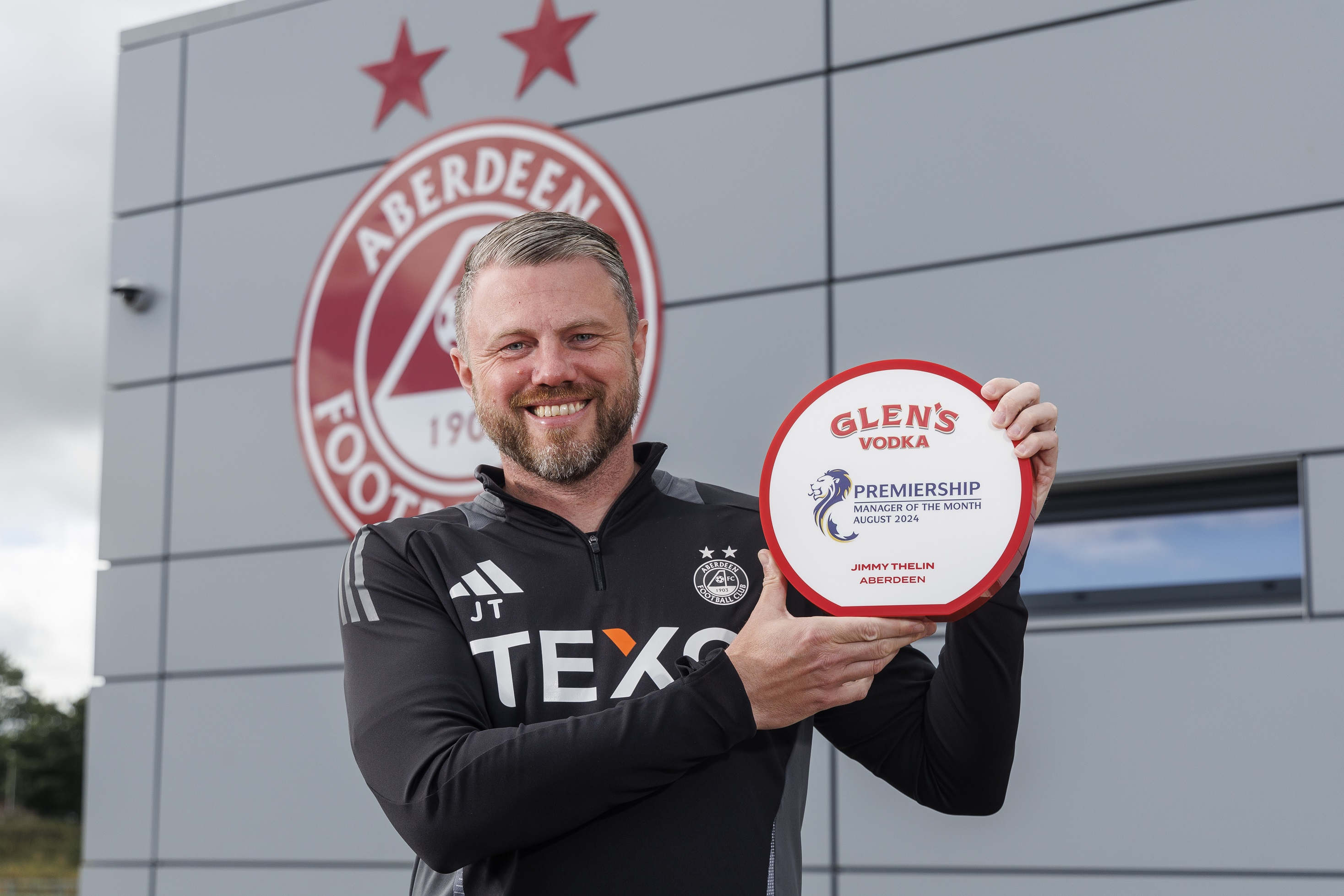 Jimmy Thelin says manager award is for everyone at Aberdeen FC.