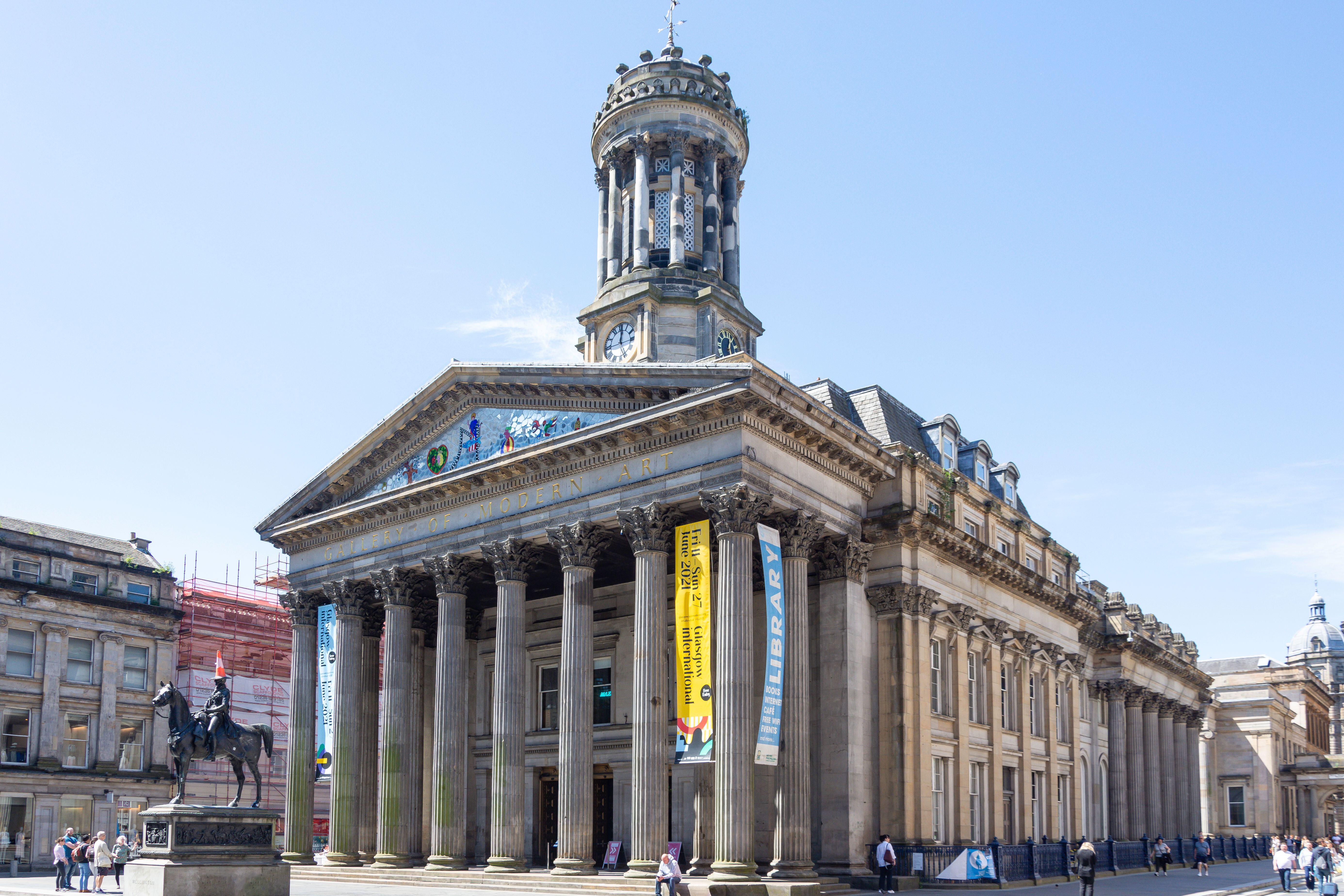 Man dies after falling from balcony at Glasgow's Gallery of Modern Art