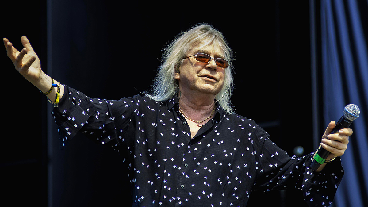 Bob Catley announces Magnum live return in honour of Tony Clarkin