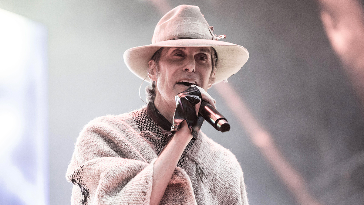 Jane's Addiction cancel tour and announce hiatus following Perry ...