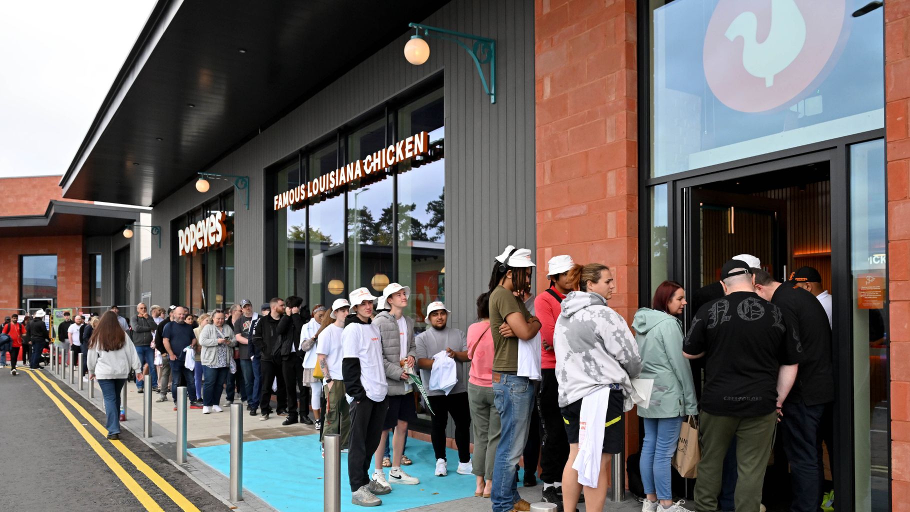 Popeyes opens the doors of it's first restaurant in Northern Ireland