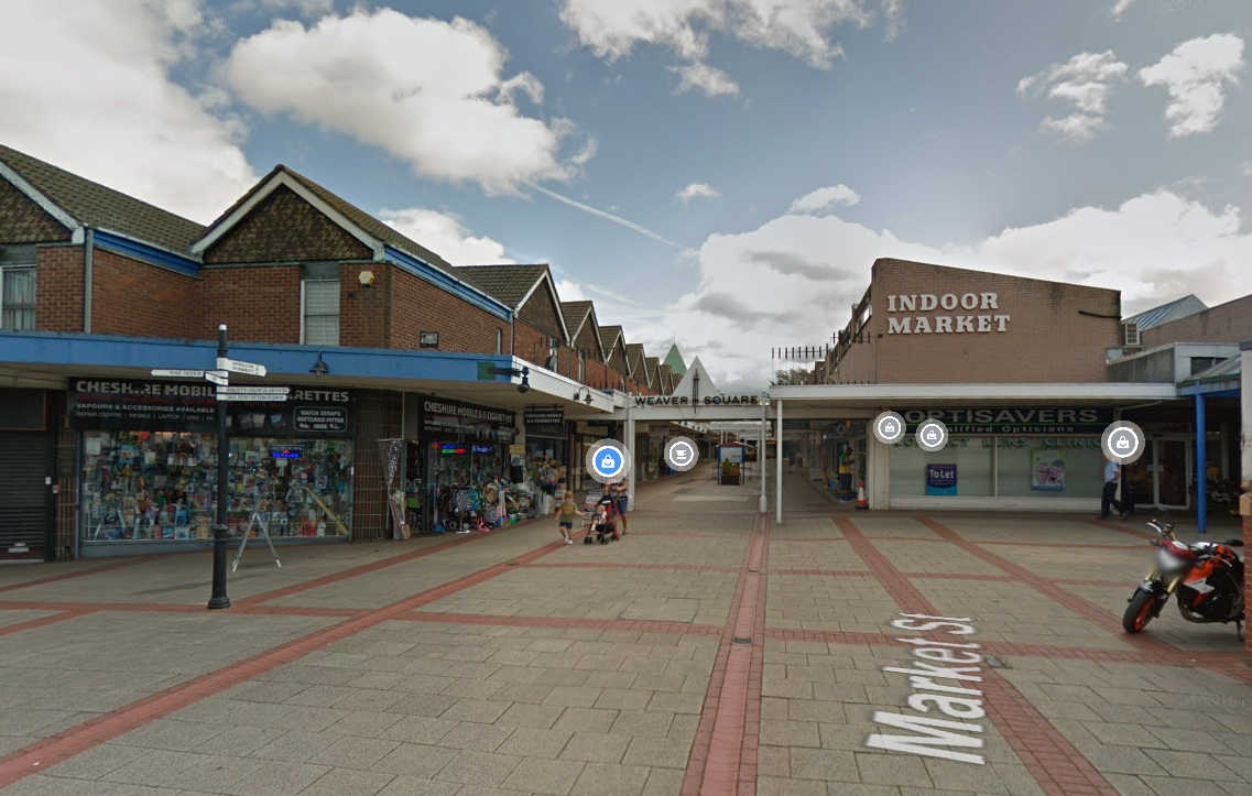 Northwich: people hit by falling debris as building cordoned off