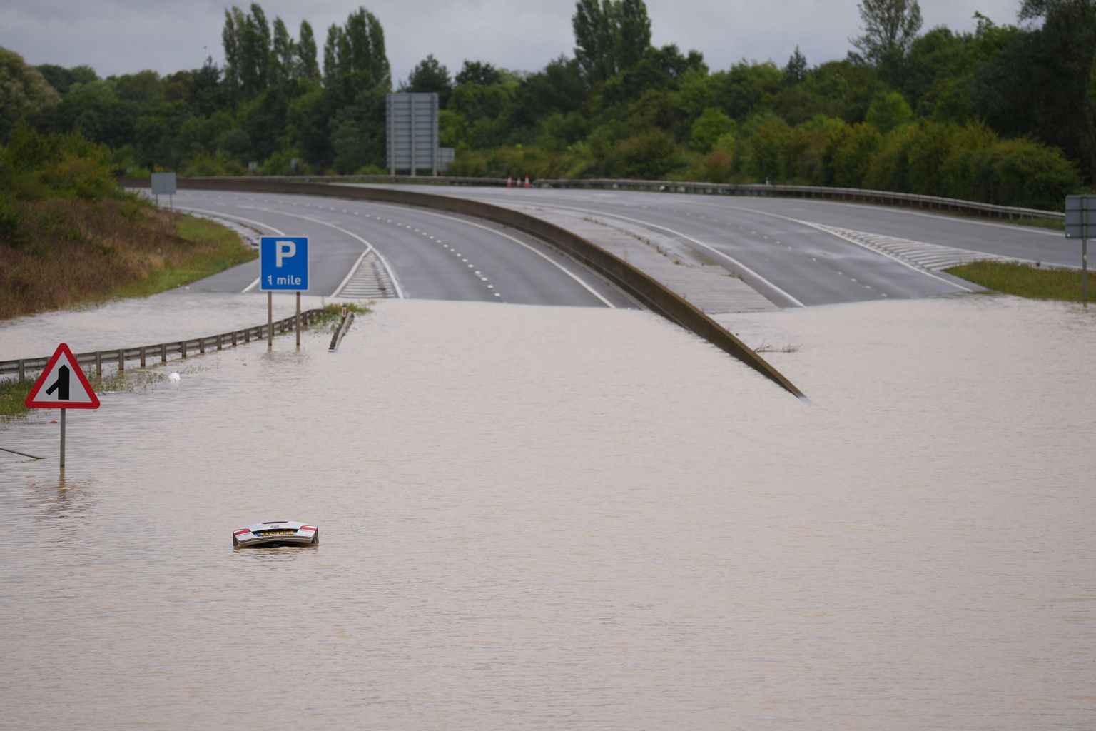 A421 Closed after Flooding | News - Greatest Hits Radio (Bucks, Beds ...