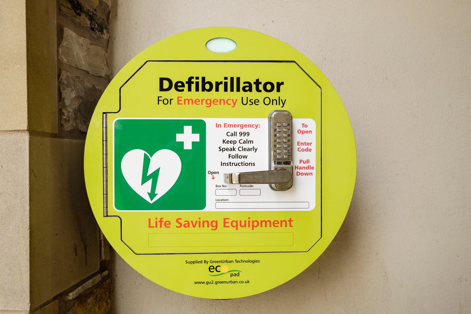 Dorset firefighters urge us to learn how to use a defibrillator