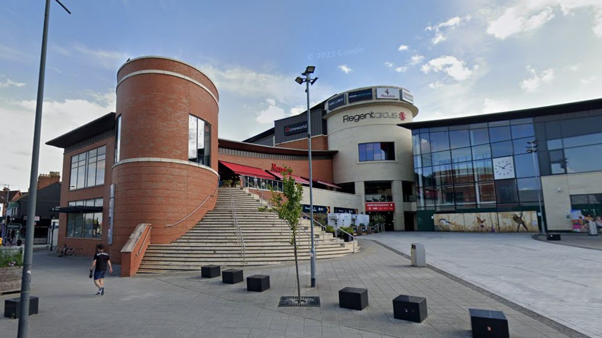 Cineworld in Regent Circus set to close | News - Greatest Hits Radio ...