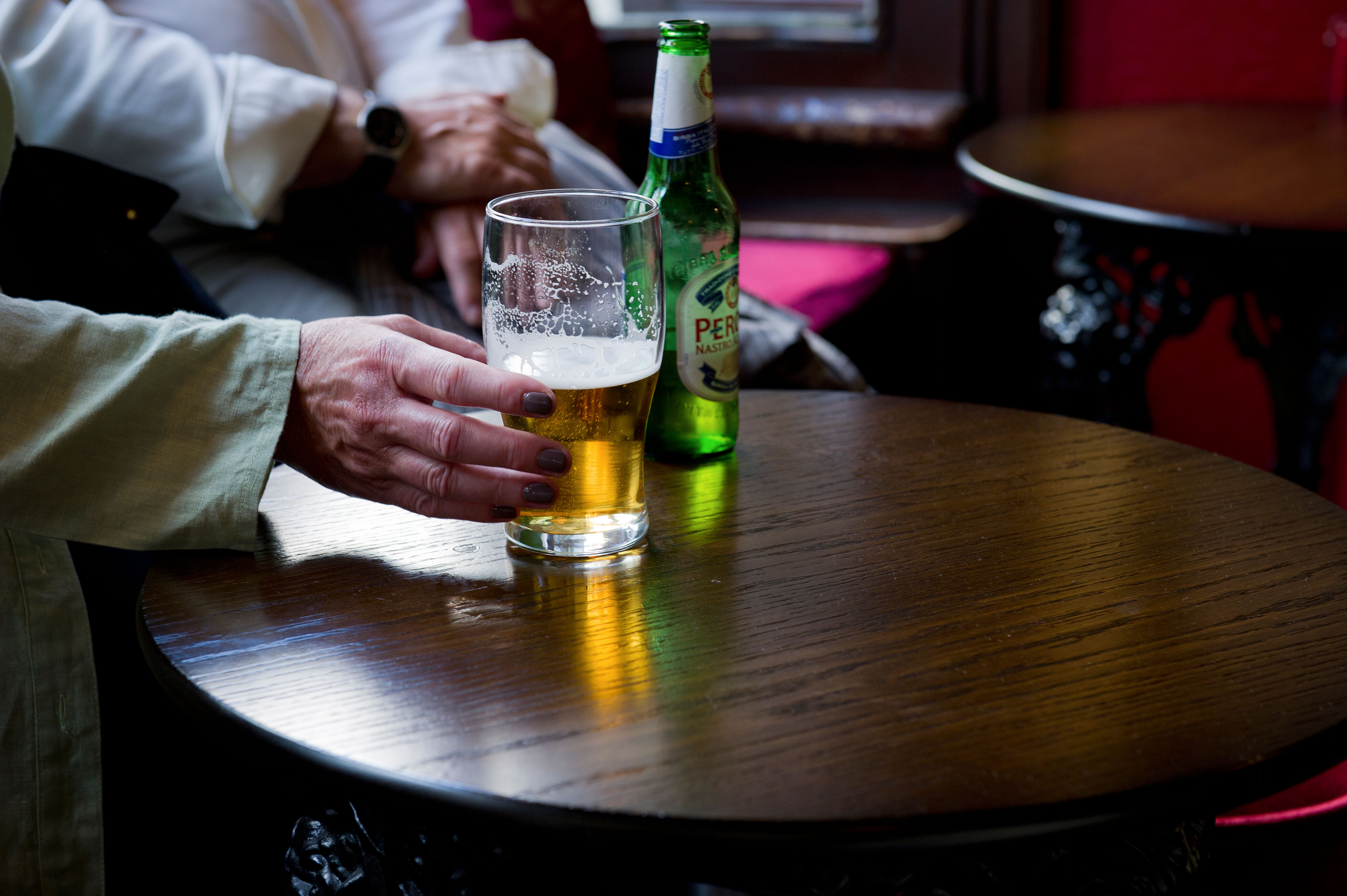 Wetherspoons boss slams Cambridge Uni researchers proposal for 'smaller ...