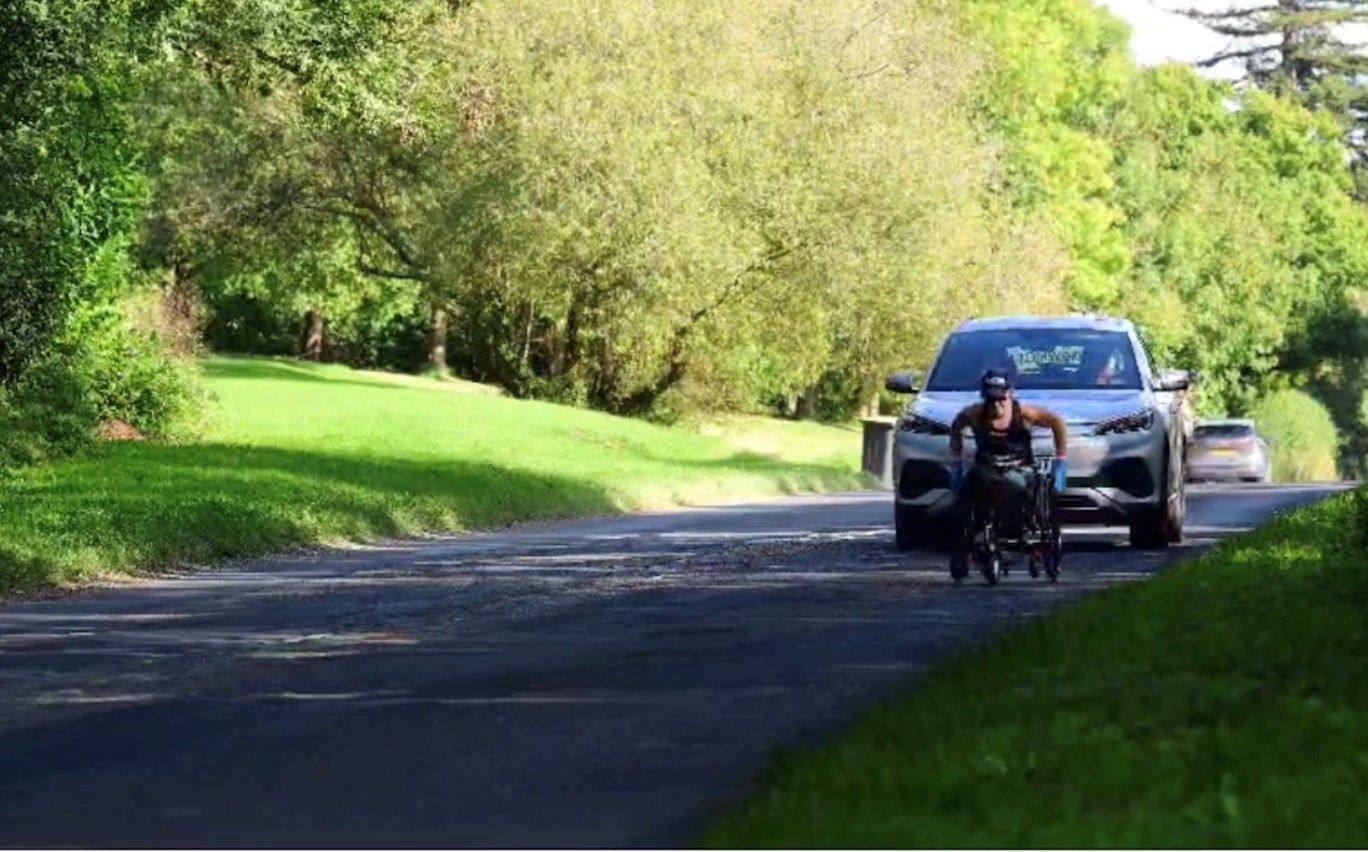 Lexi Chambers says support has been 'amazing' during wheelchair ...