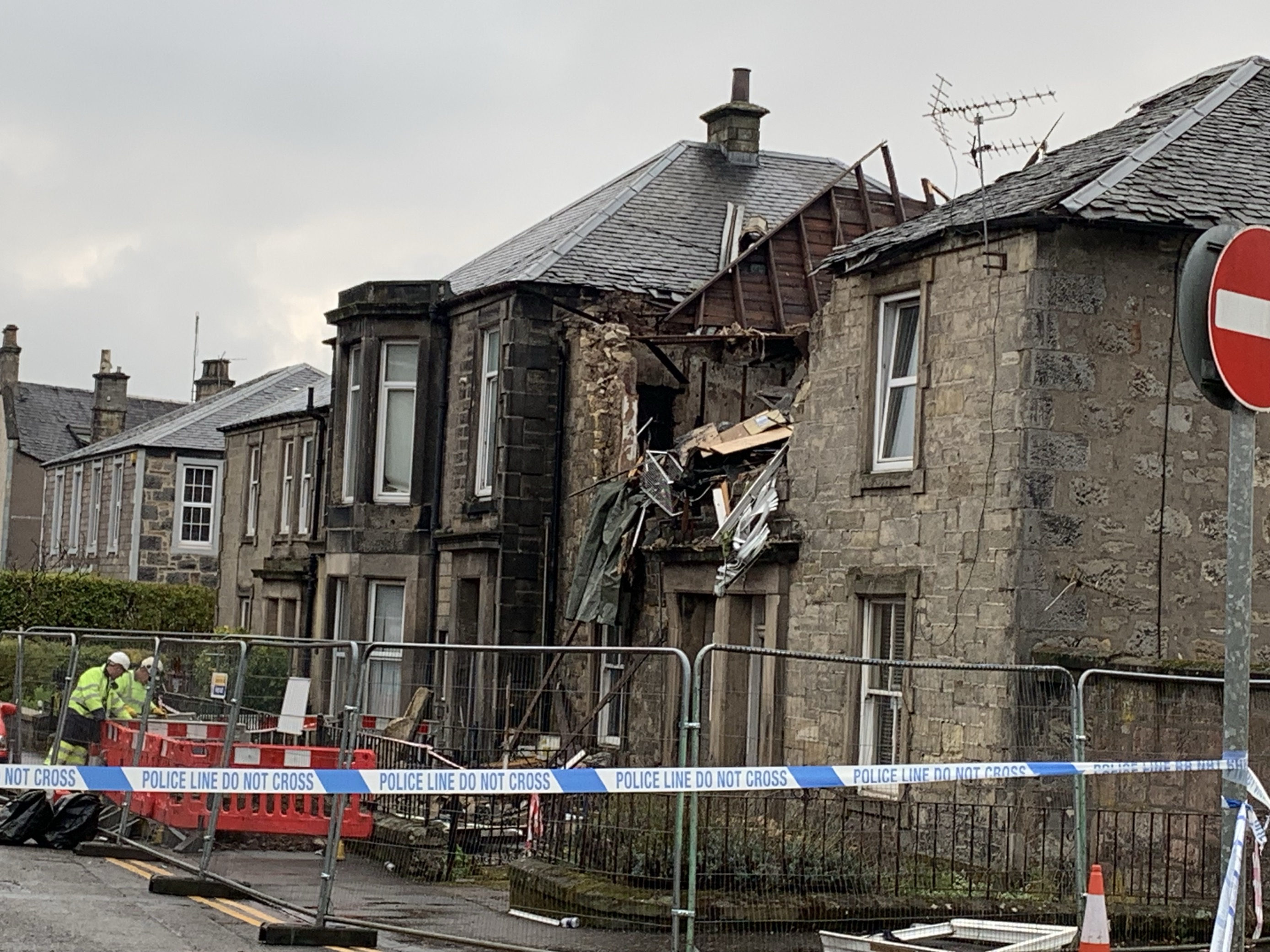 One man's been killed in an explosion in Alloa