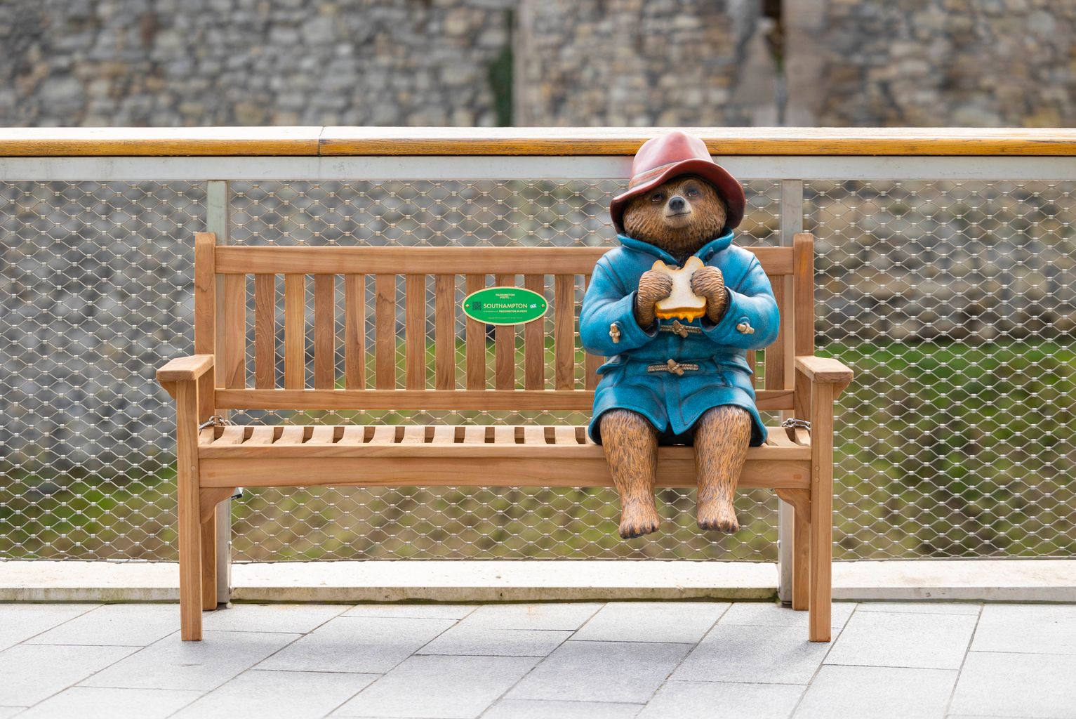 Paddington comes to Southampton as new bench unveiled | News - Greatest ...