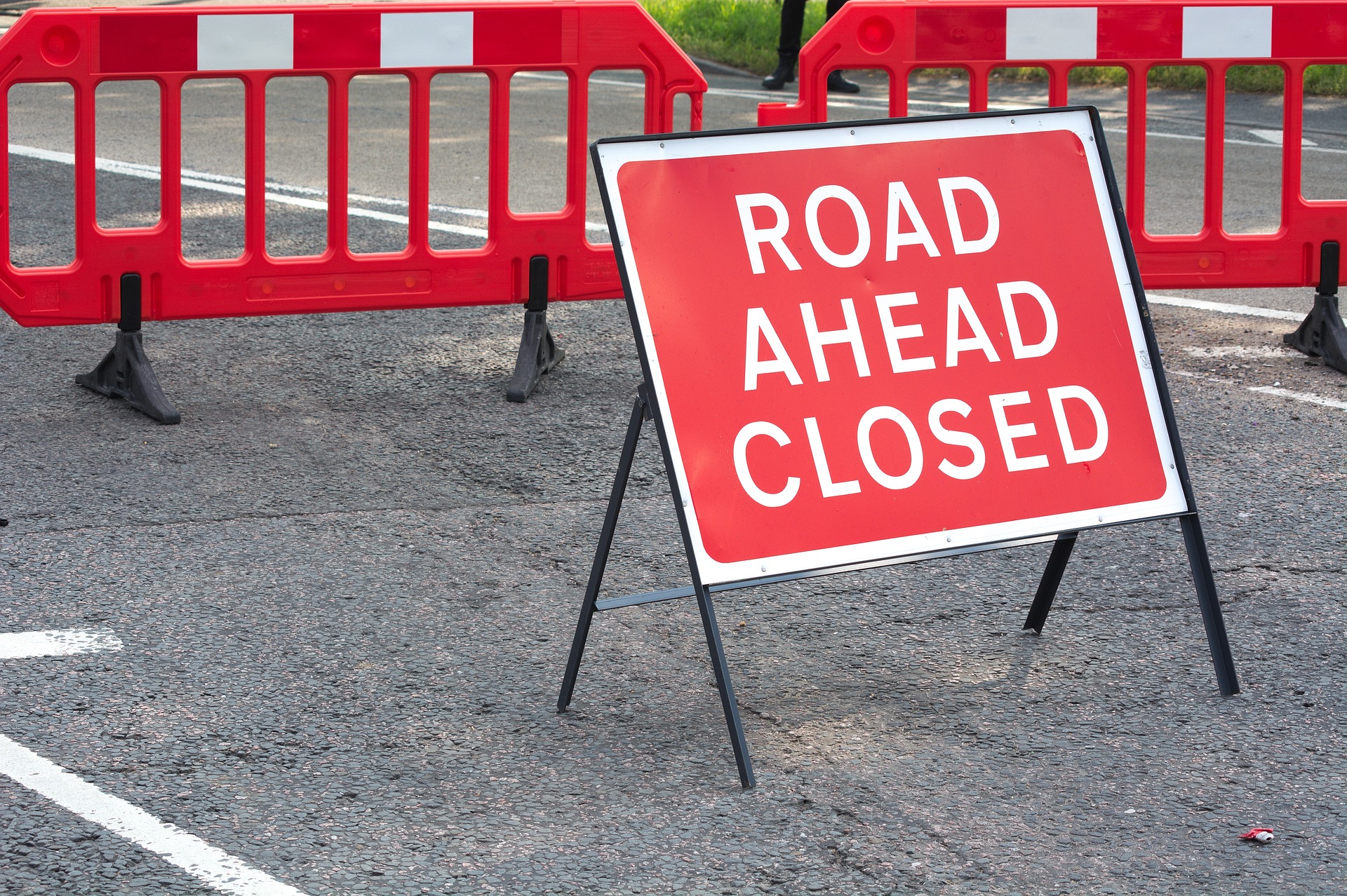 Weekend closure of A3 southbound near Petersfield for resurfacing ...