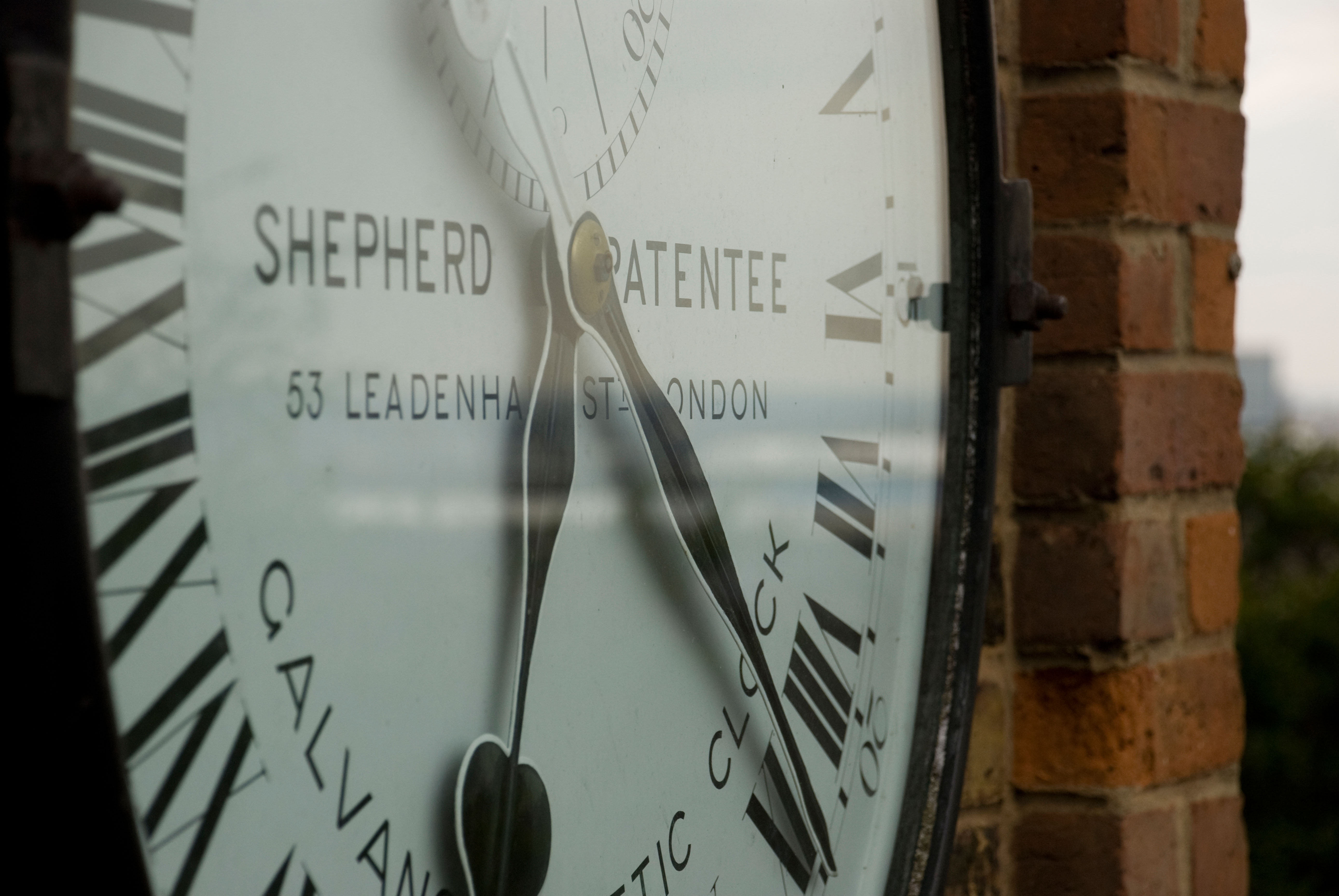 Change clocks to "Churchill Time", urges local MP | News - Greatest ...