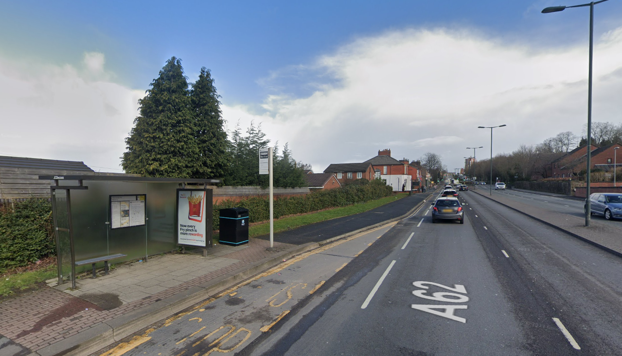 Man attacked with knife at Oldham bus stop