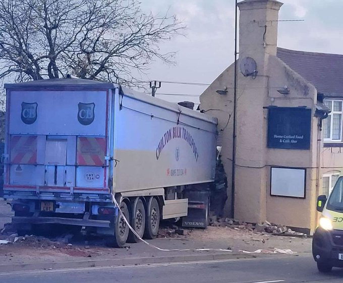 A49 closed in both directions at Bayston Hill following lorry crash ...