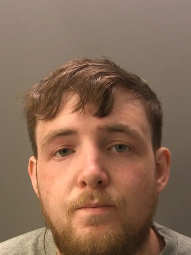 Robber jailed after threatening to throw acid in staff member's face ...