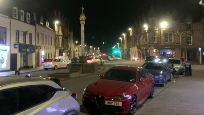 Court hears vandal who smashed shop windows needed ambulance treatment ...