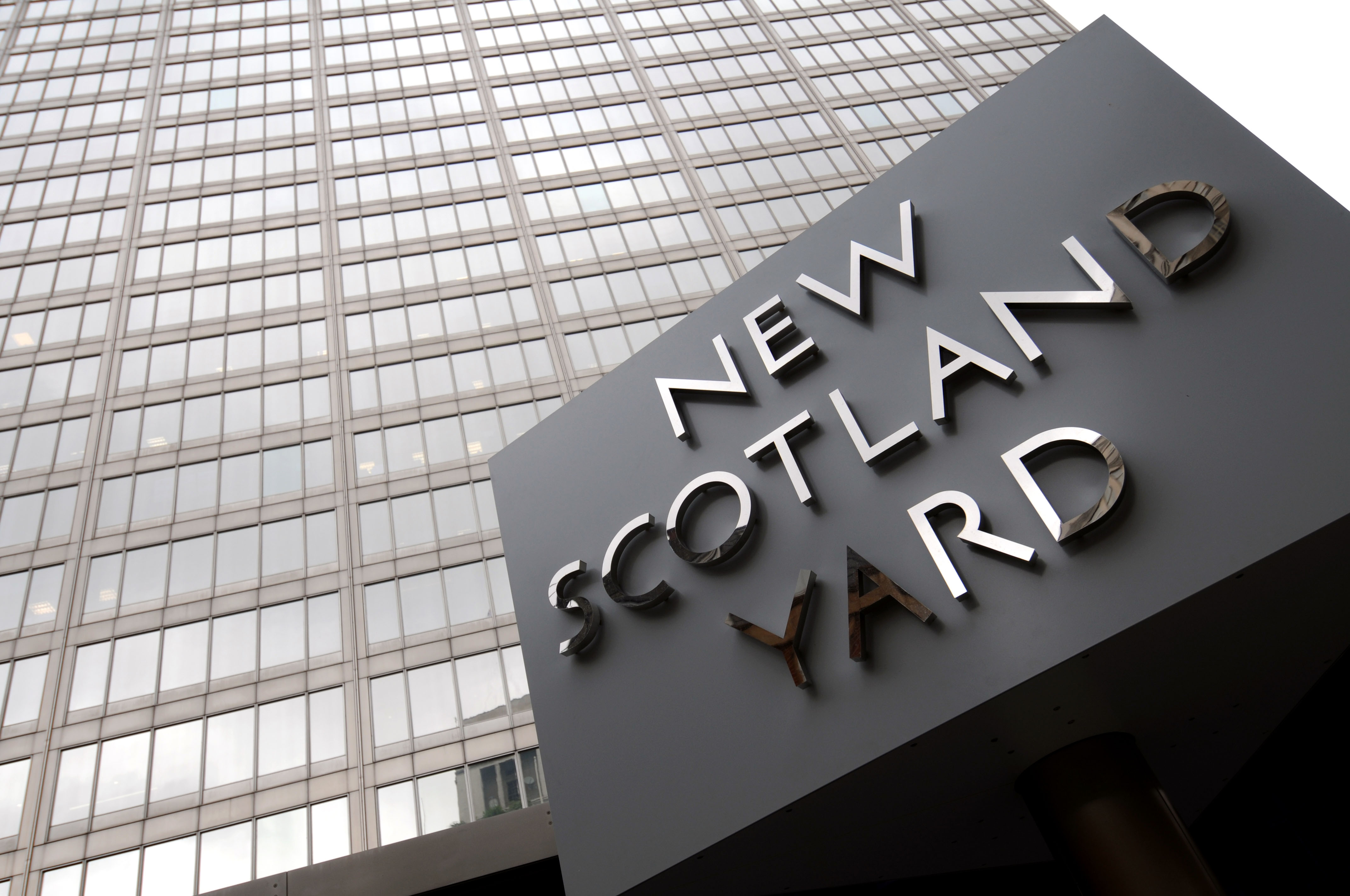 Met officer charged with causing death by dangerous driving