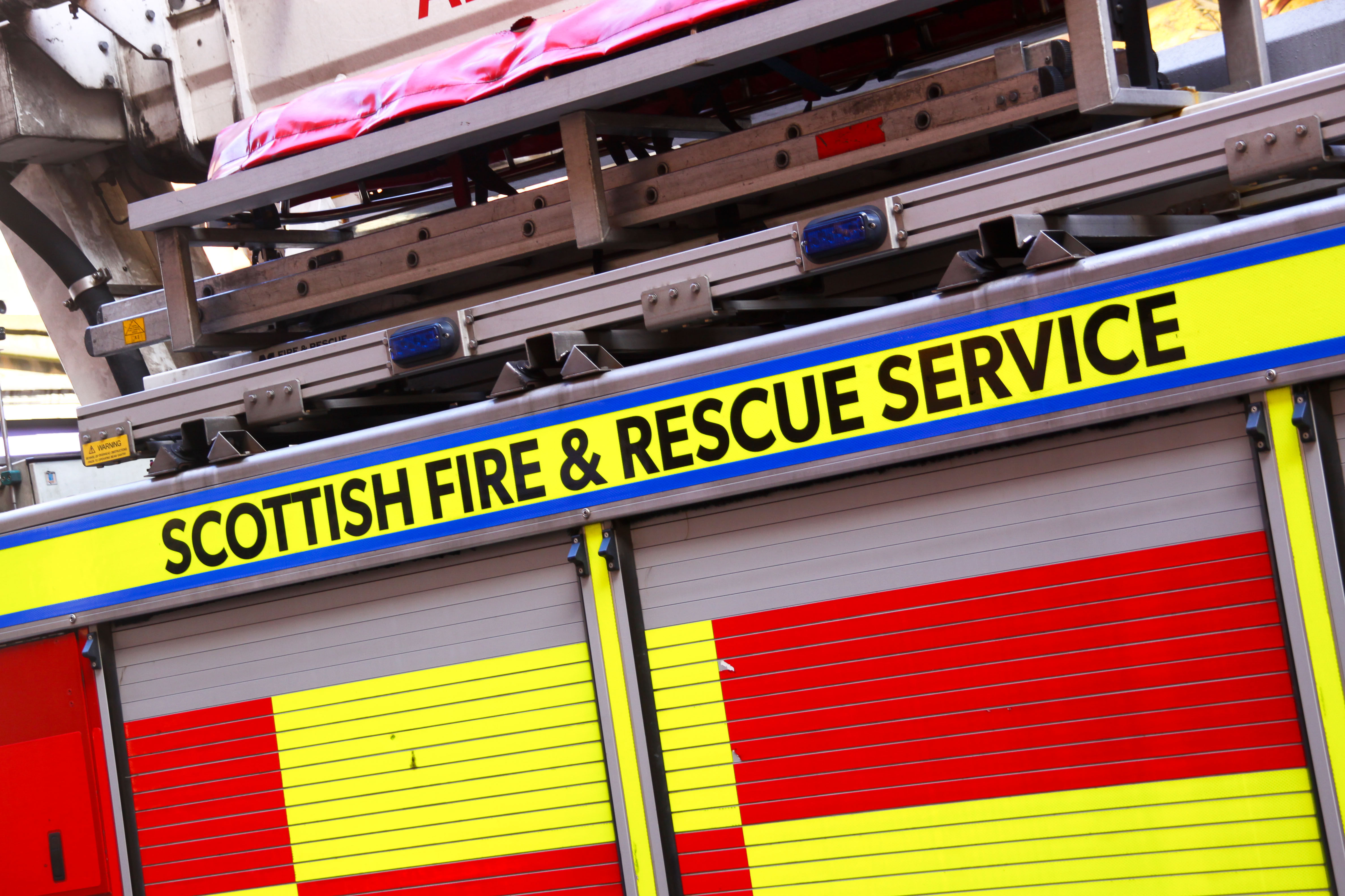 Buildings evacuated as fire crews tackle Wishaw fire | News - Clyde 1
