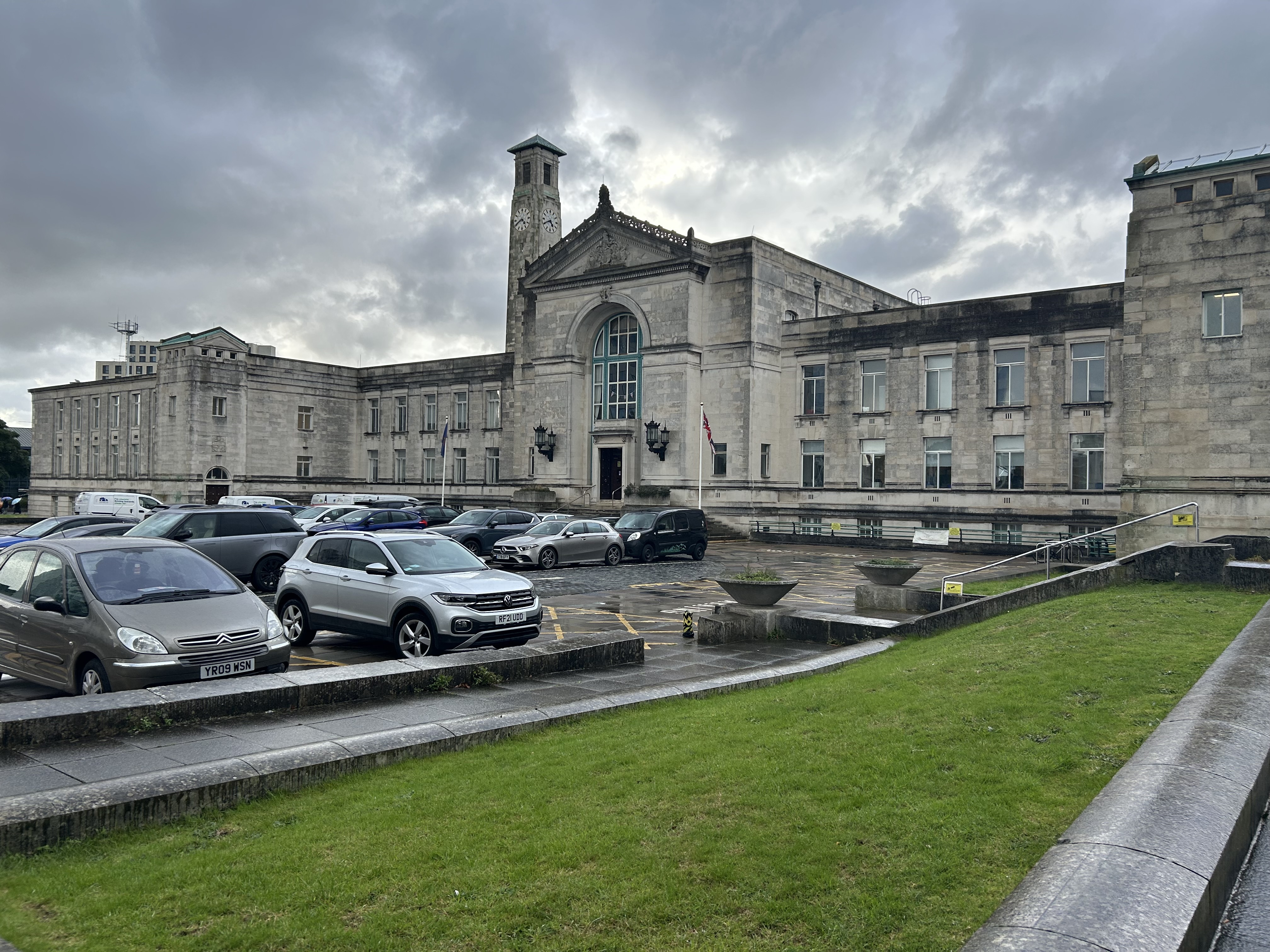 Southampton high-rise car parks could get solar panels | South Coast News