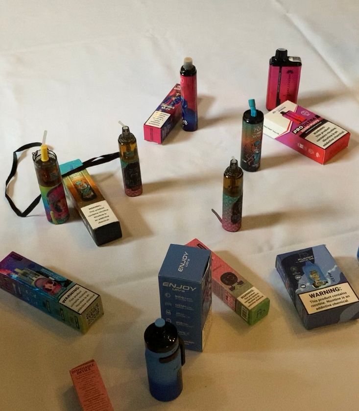 Nearly nine hundred thousand illegal vapes seized in Kent over last ...