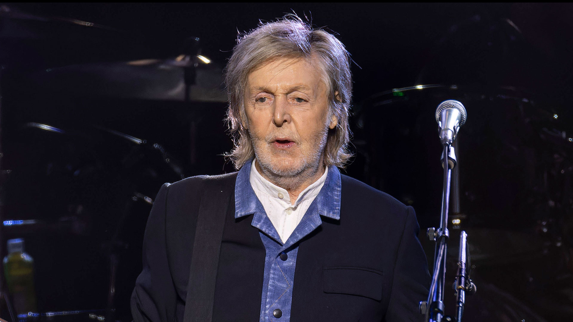 Paul McCartney was joined by Ronnie Wood and Ringo Starr on stage