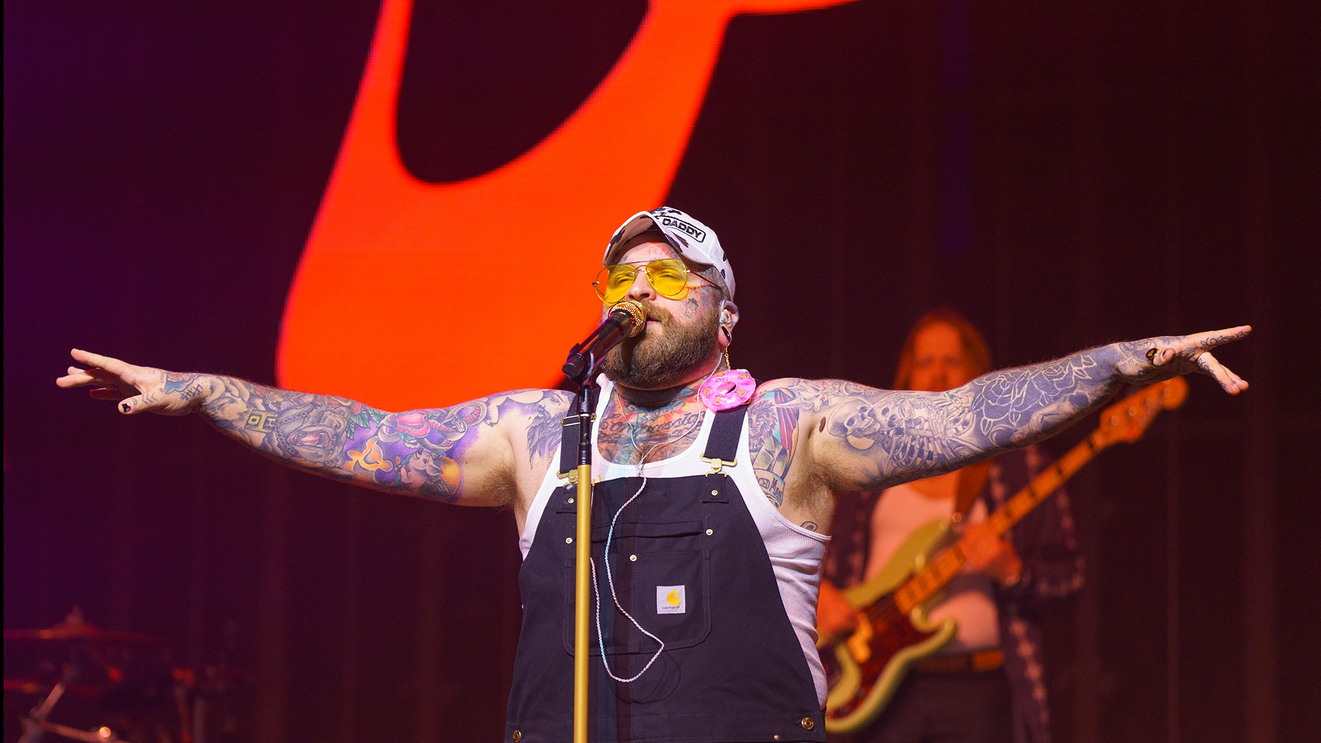 Teddy Swims: Find out more about the 'Lose Control' singer