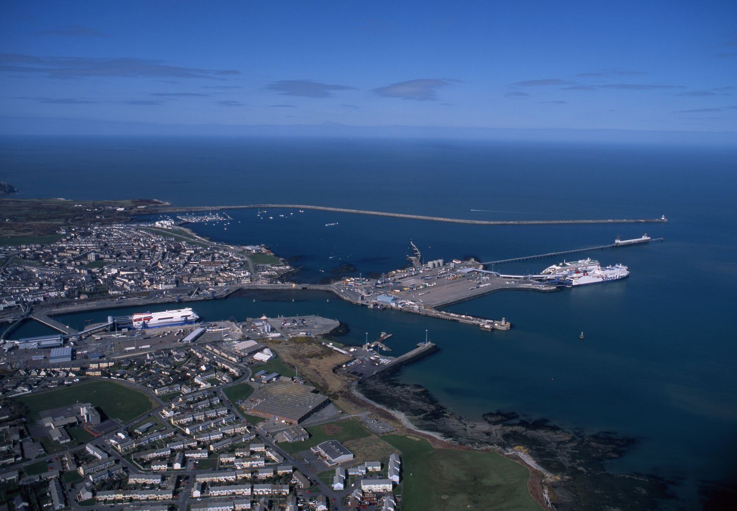 Holyhead Port partially reopens | News - Greatest Hits Radio (South Wales)