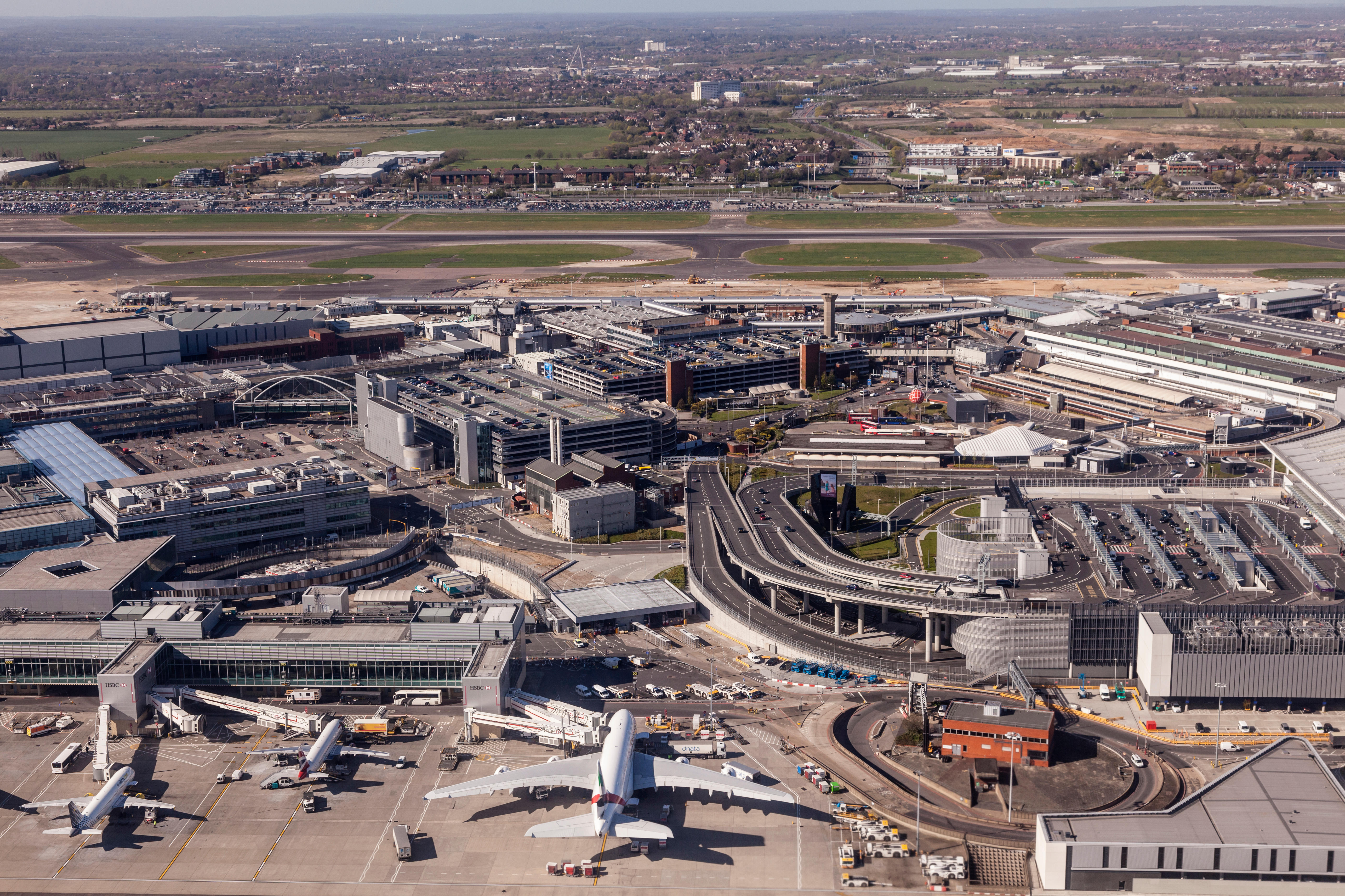 Climate group says Heathrow expansion would be 'catastrophic'