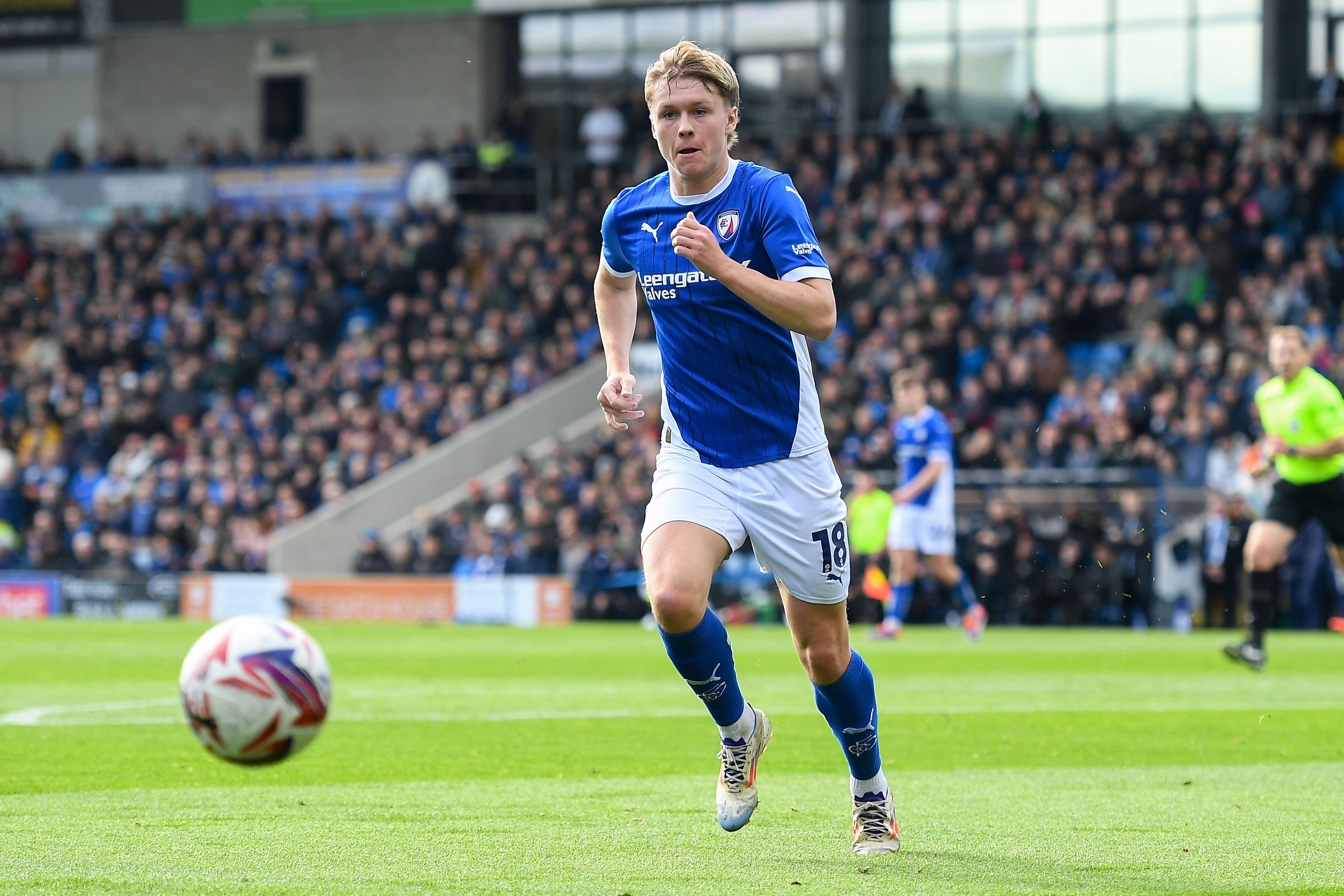 Chesterfield forward James Berry leaves for Wycombe Wanderers | News ...