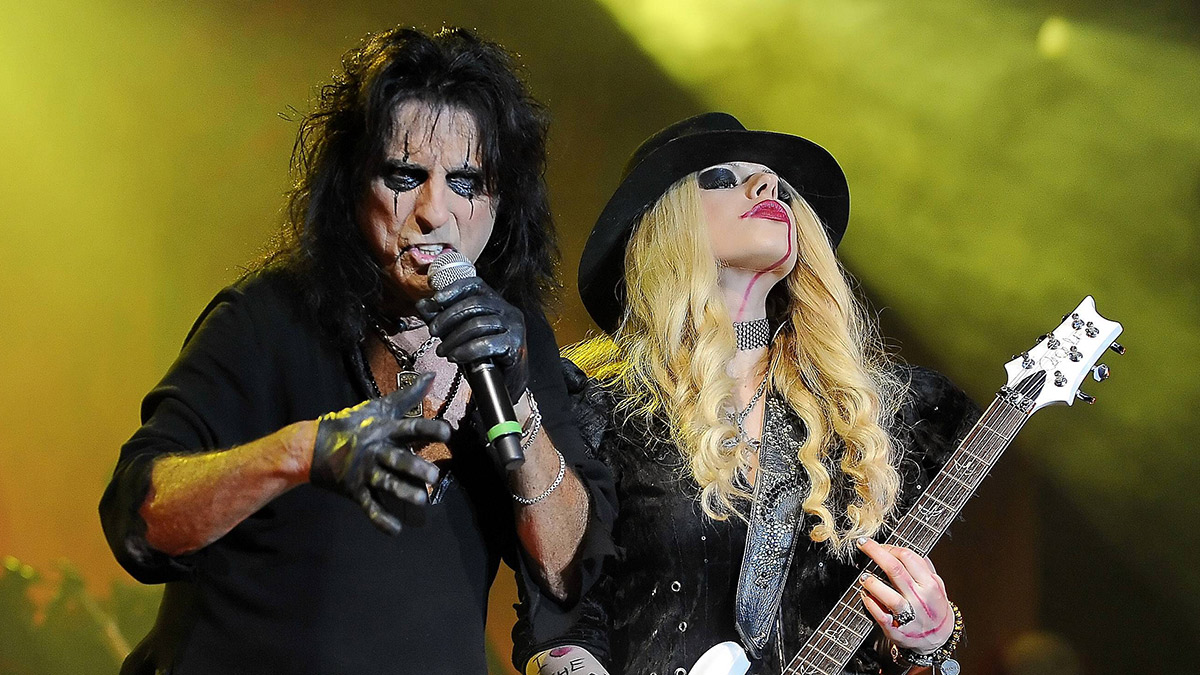 Orianthi forced to drop out of Alice Cooper's tour