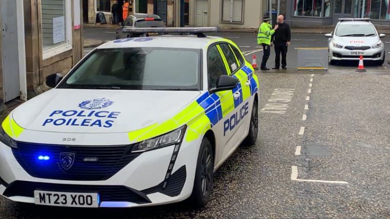 West Lothian man seriously injured after attacked by armed gang in front of his partner and child