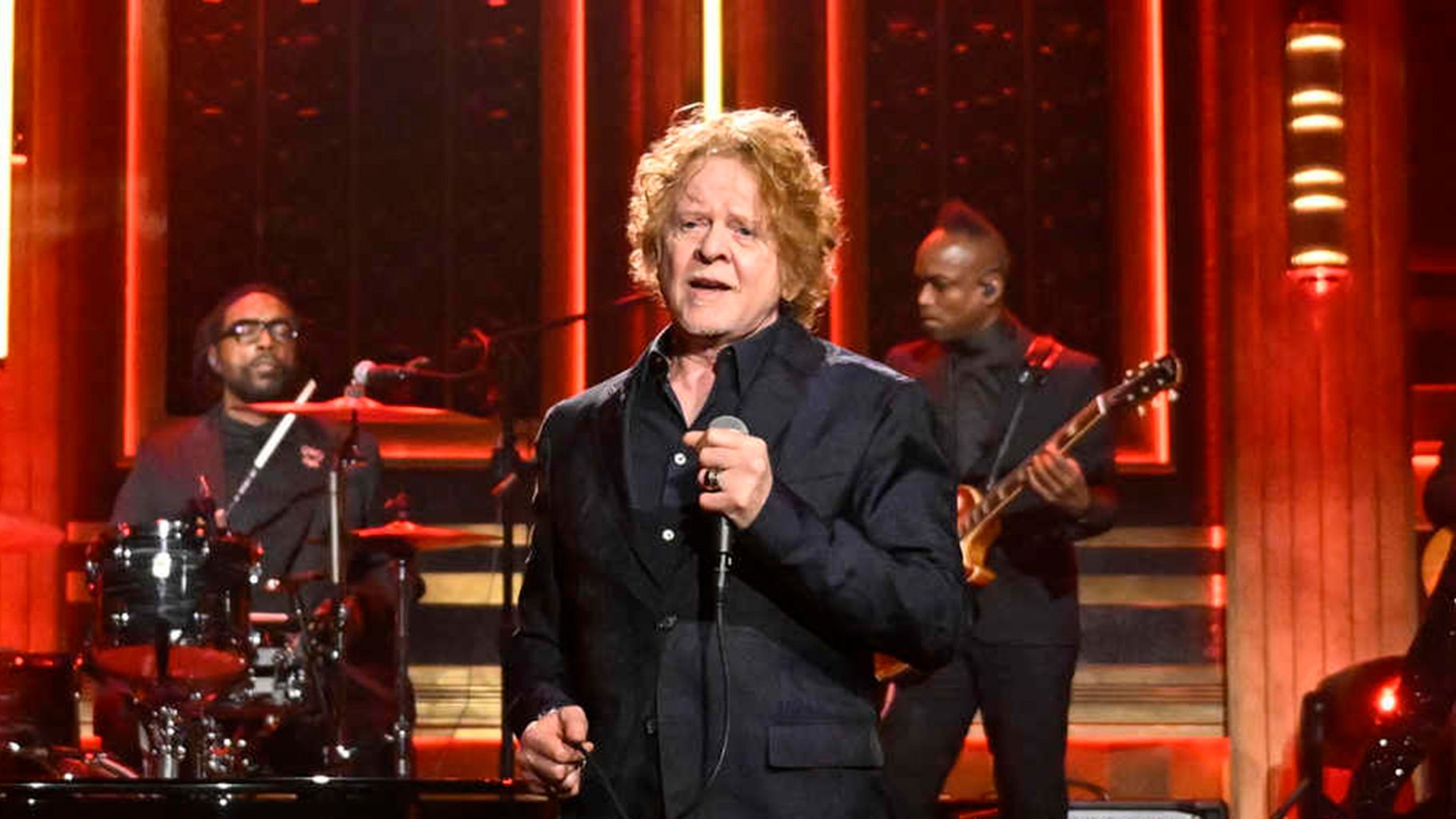 Simply Red re-release their 1989 hit 'If You Don't Know Me By Now'