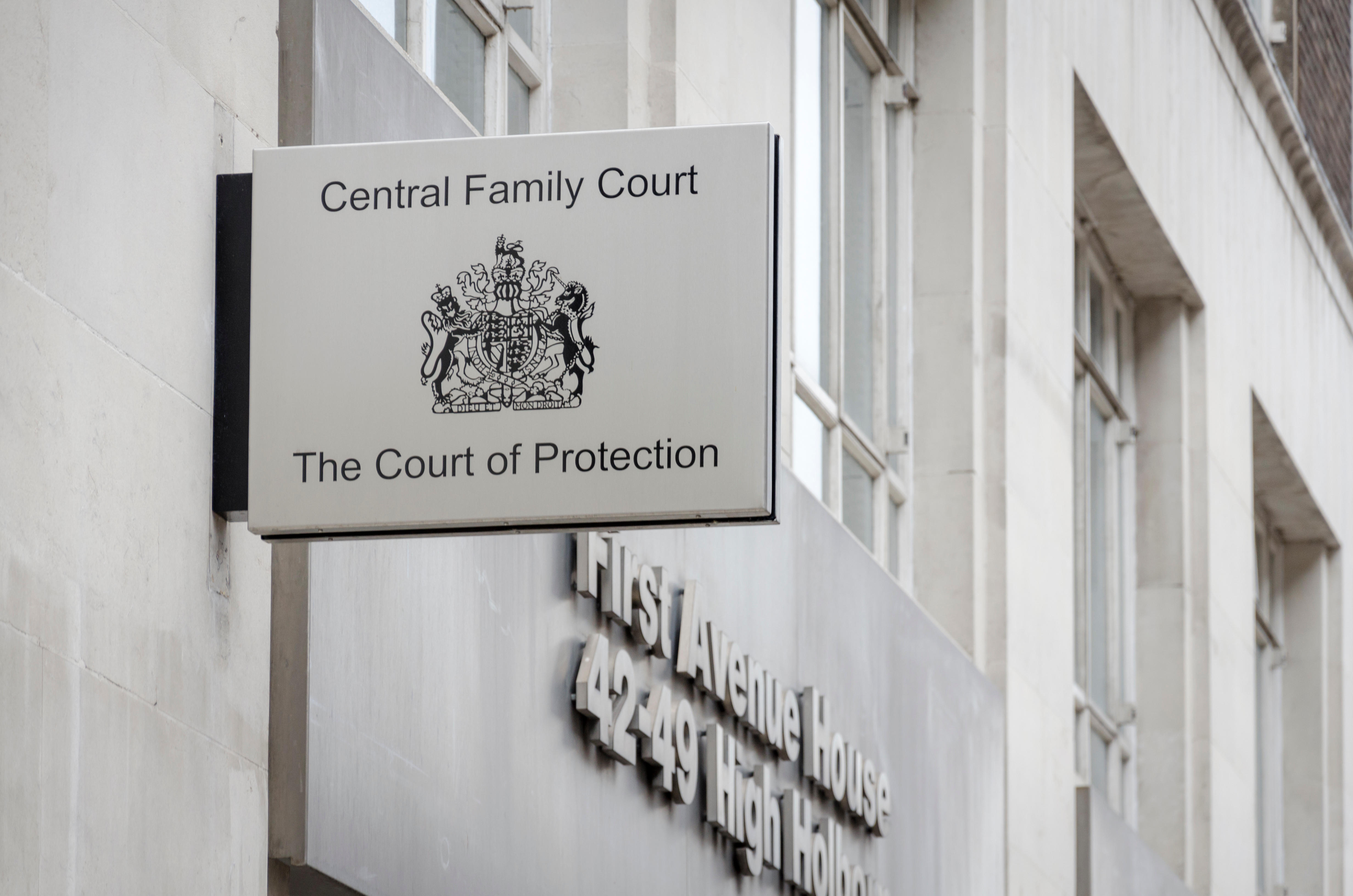 Government to expand family court scheme